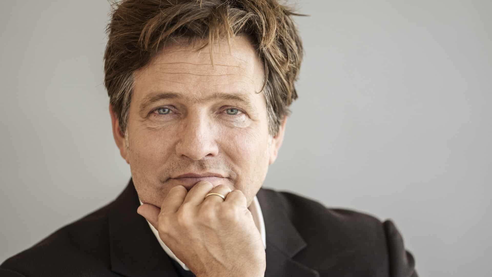 Ny Vinterberg-serie høster store roser og sammenlignes med "Festen ...