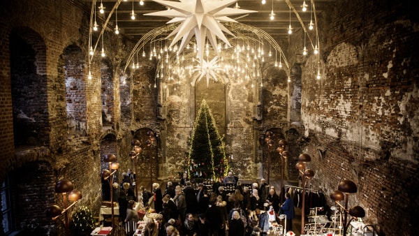 Hvornår ankommer julemanden, og hvor er der julemarkeder rundt om i ...