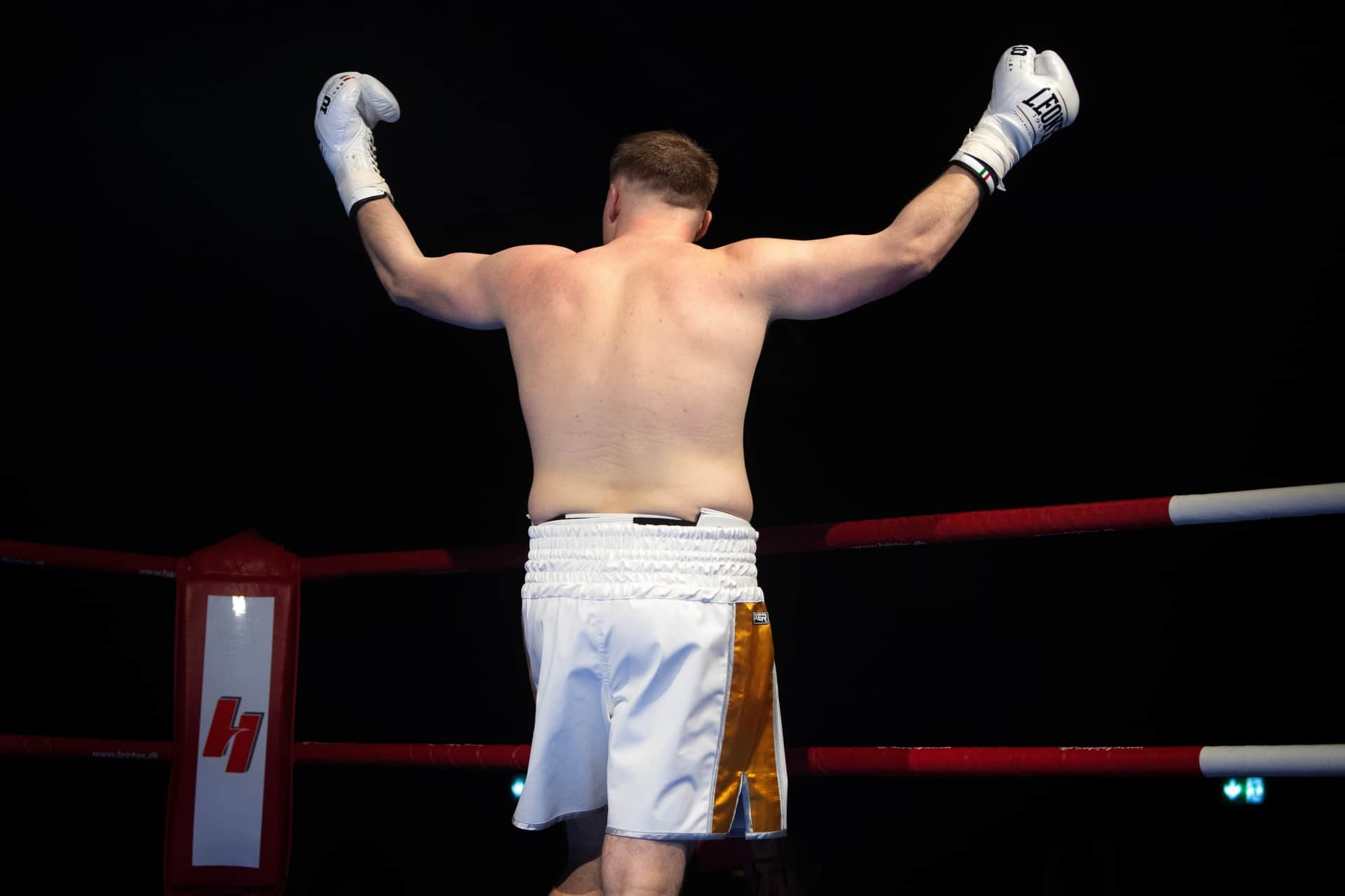 Se de mange billeder: Plageånden i skolegården gjorde livet surt for ...