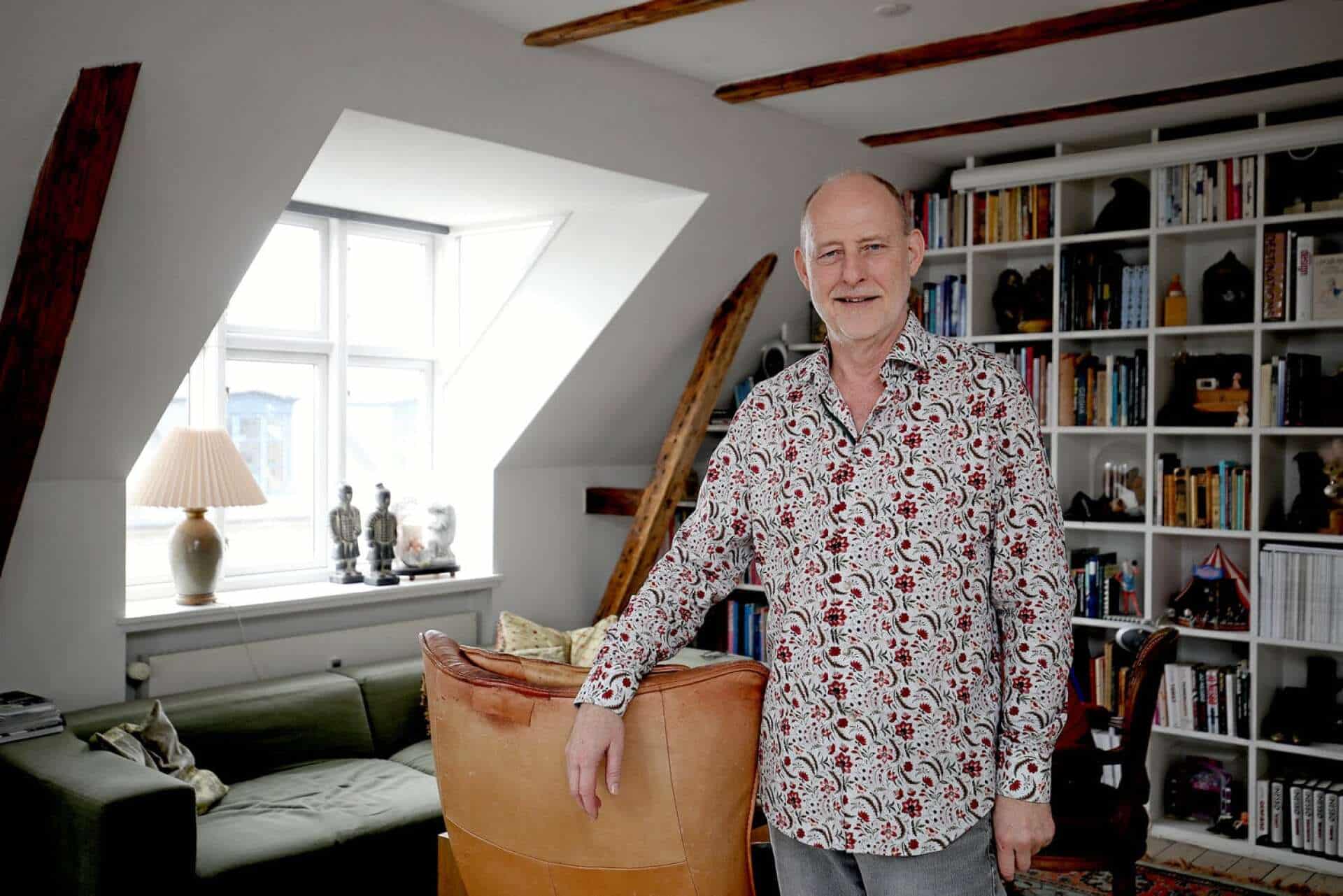 Skuespiller Peter Aude har skrevet bog om kropssprog: »Da jeg begyndte ...