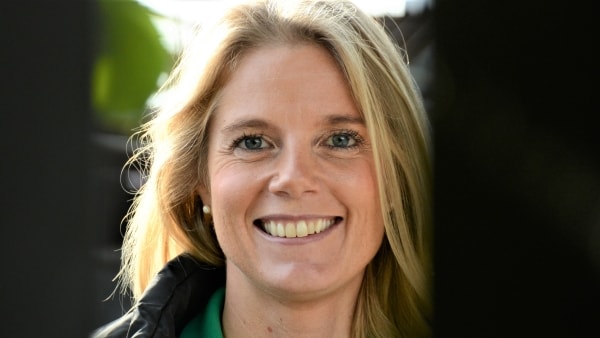 Livet leves til søs: Mie sejler jorden rundt, dykker i Stillehavet om ...