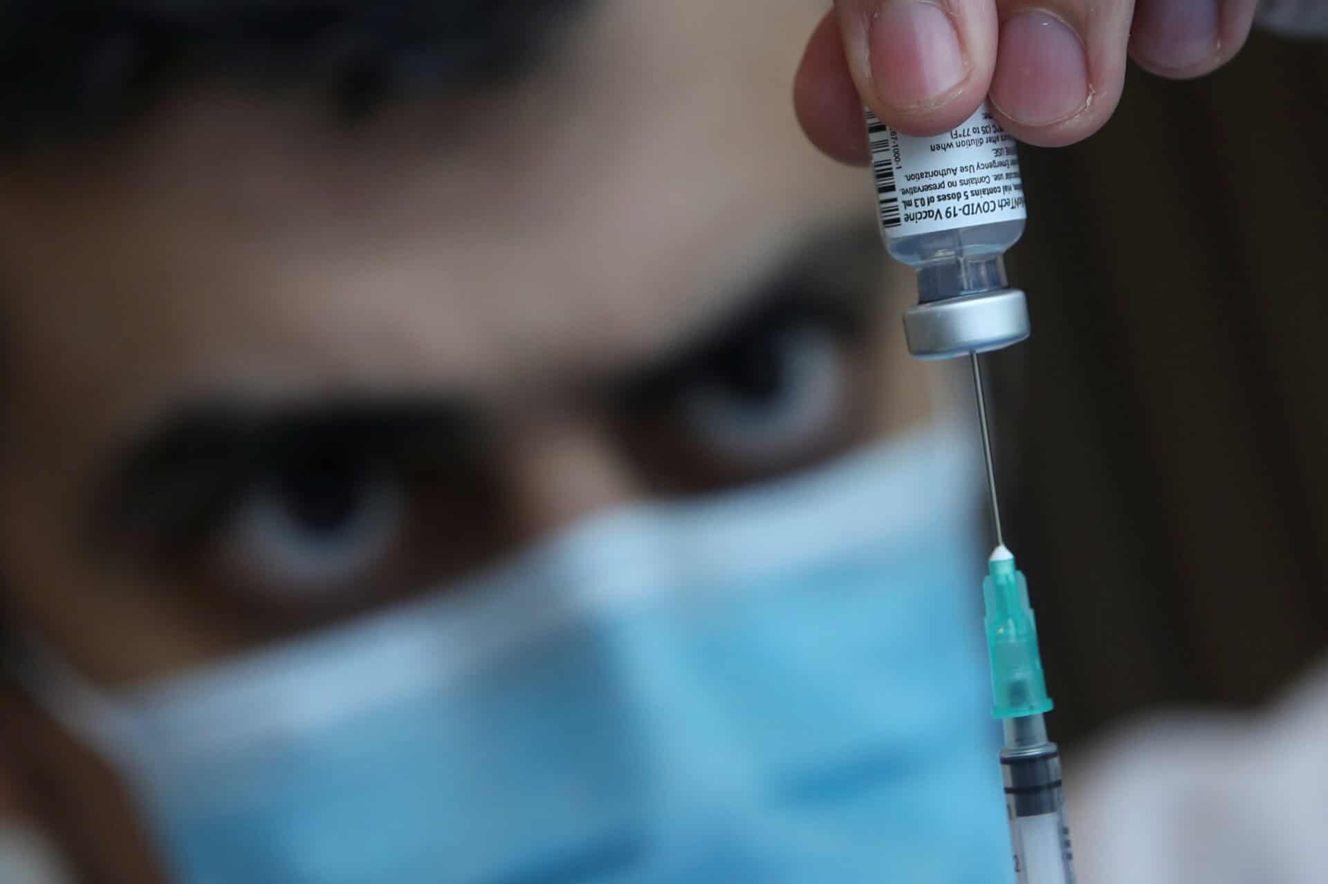 Vaccinedata fra Israel viser sen virkning af første stik ...