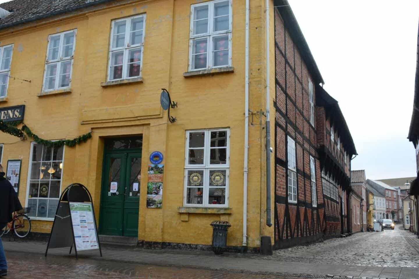 RIBE: Den store renovering af Quedens Gaard er udskudt | ugeavisen.dk