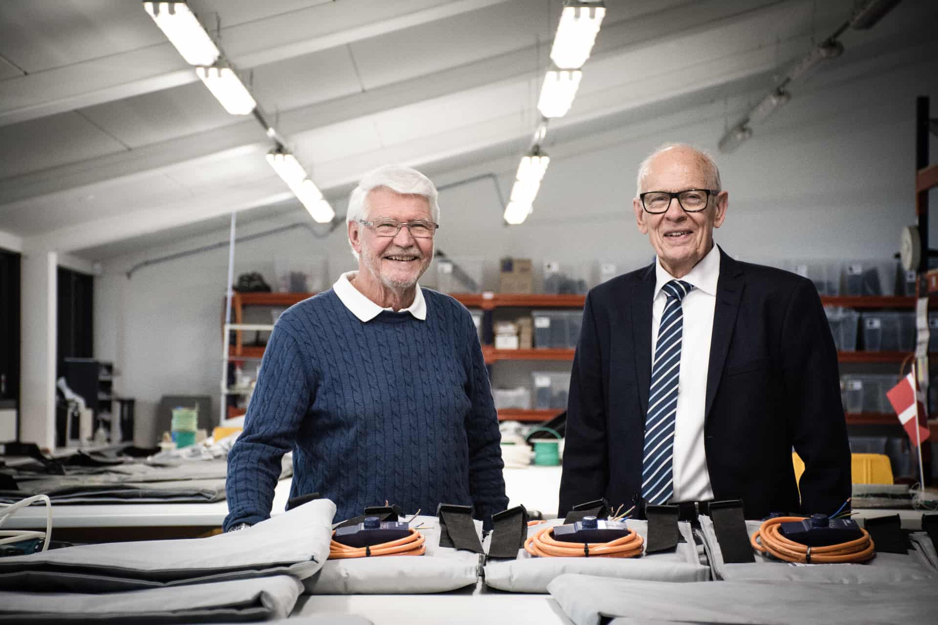 110 år i samme firma: Henry og Arne har ingen planer om at stoppe ...