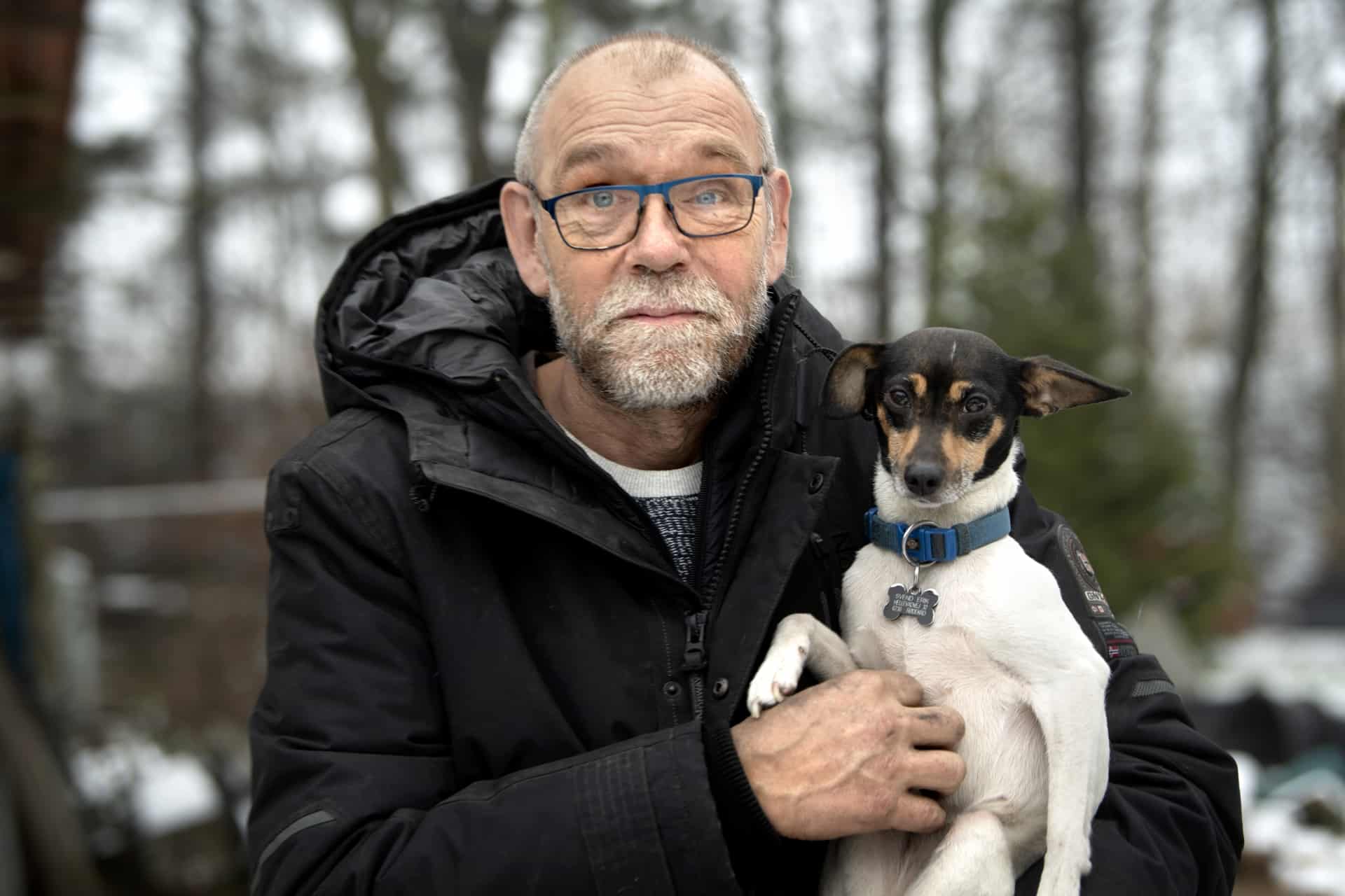 Svend Erik er ensom og inviterede til jul: - Hej, er der én, som sidder ...