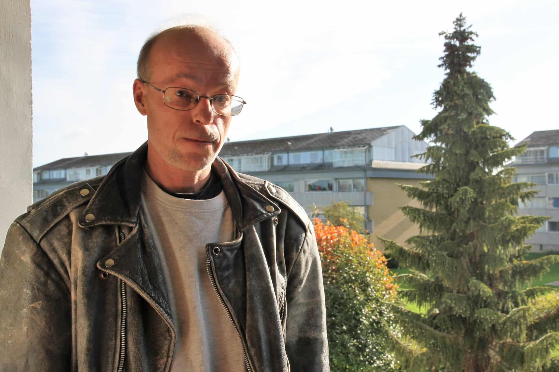 Allan hiver punkhistorien op af kælderen | ugeavisen.dk