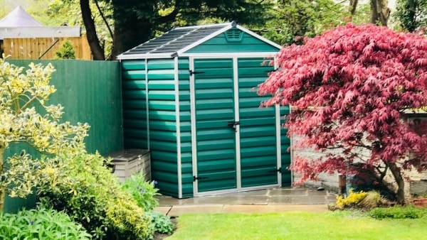 Perfektionér din græsplæne med den ideelle plæneklipper | frdb.dk