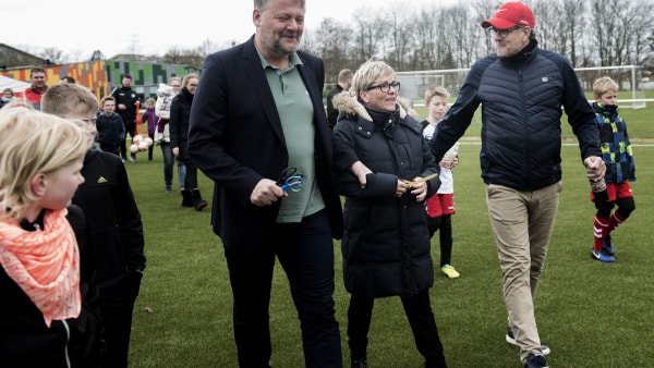 Multibane blev skudt i gang: Nu kan der spilles fodbold hele året ...