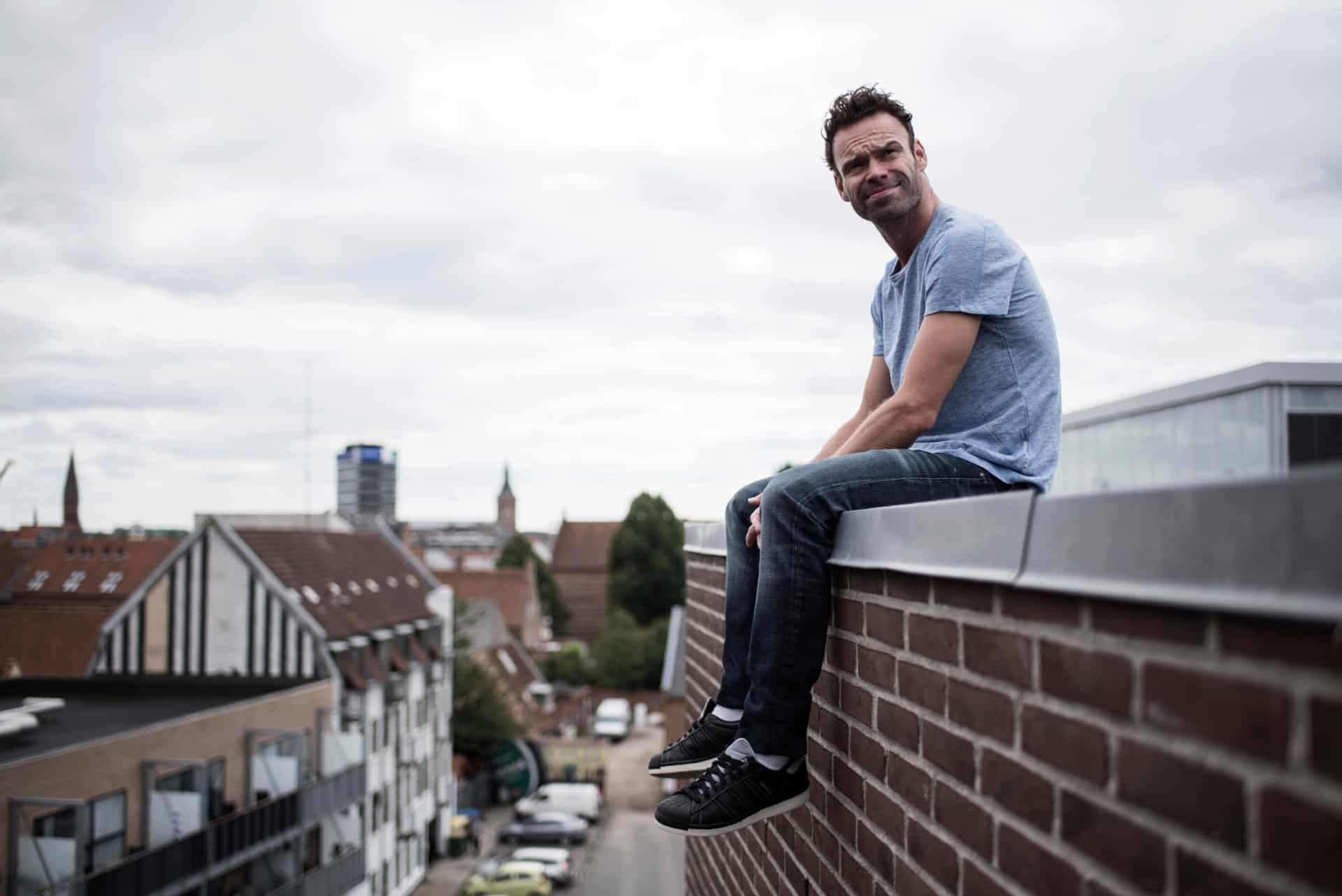 To gange udsolgt: Øgendahl sætter tredje Sønderborg-show op | jv.dk