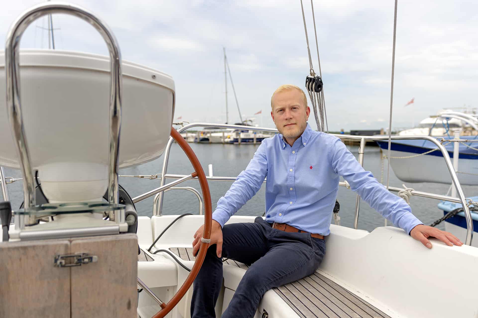 Livlige første dage for havnens nye styrmand: - Der er rift om ...