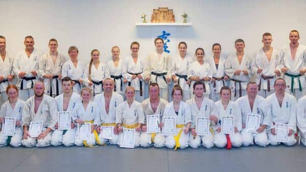 Karate-graduering for senior-kæmperne | ugeavisen.dk