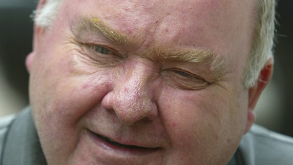 Venstre-legenden Henning Christophersen er død | fyens.dk