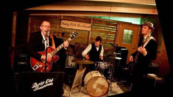 Et måltid og tre bands | ugeavisen.dk