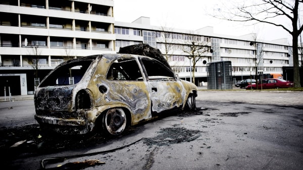 Optøjer på torv i Vollsmose | fyens.dk