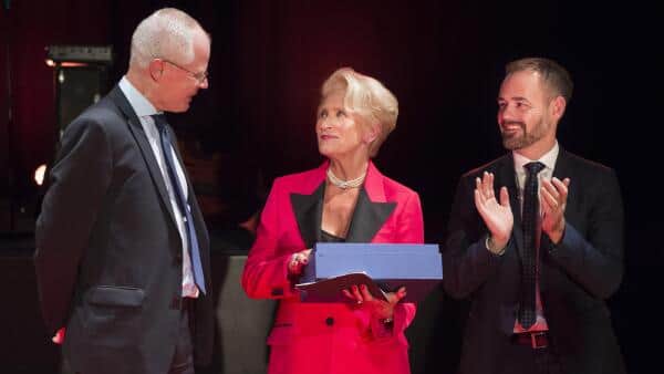 Karin Salling hyldet af det lokale erhvervs- og kulturliv | stiften.dk