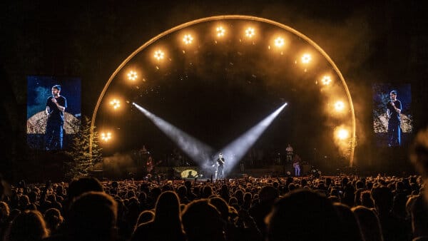 Smukfest blev udsolgt på 74 minutter trods tomt program | ugeavisen.dk