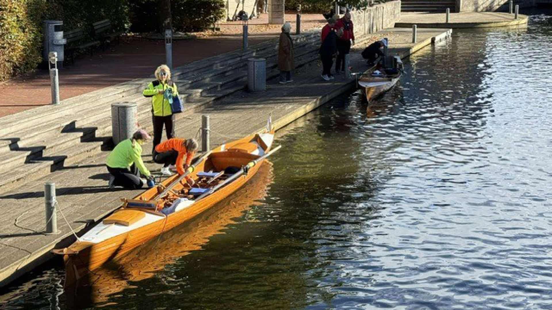 De har før roet rundt og bedømt byens bedste mad: Nu har de kastet sig ...