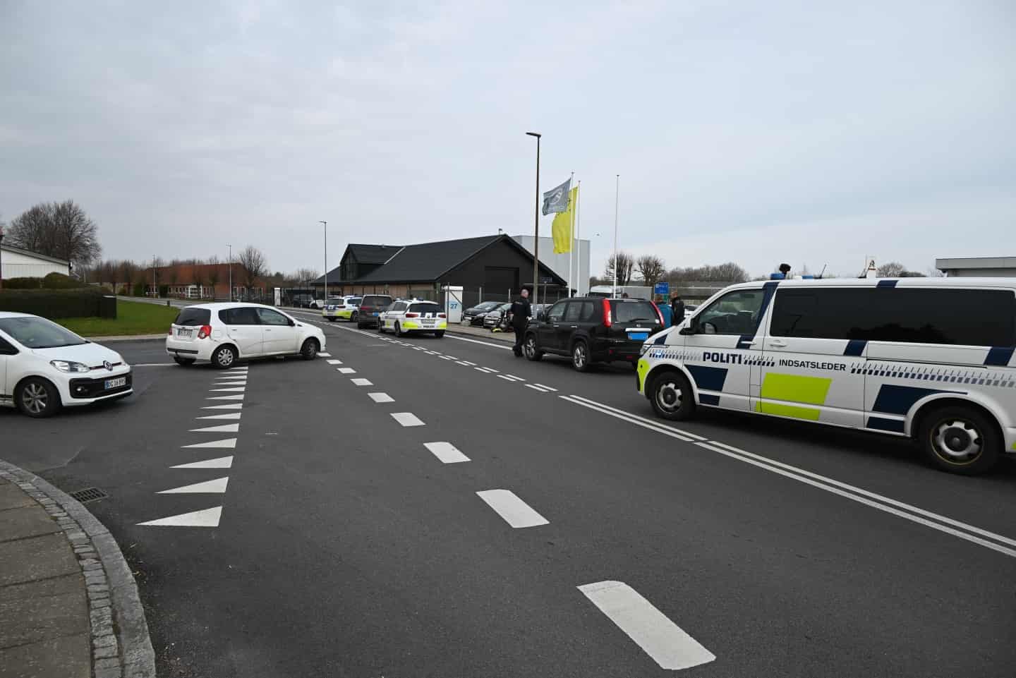 16-årig scooterkører kom alvorligt til skade efter politijagt: Nu ...