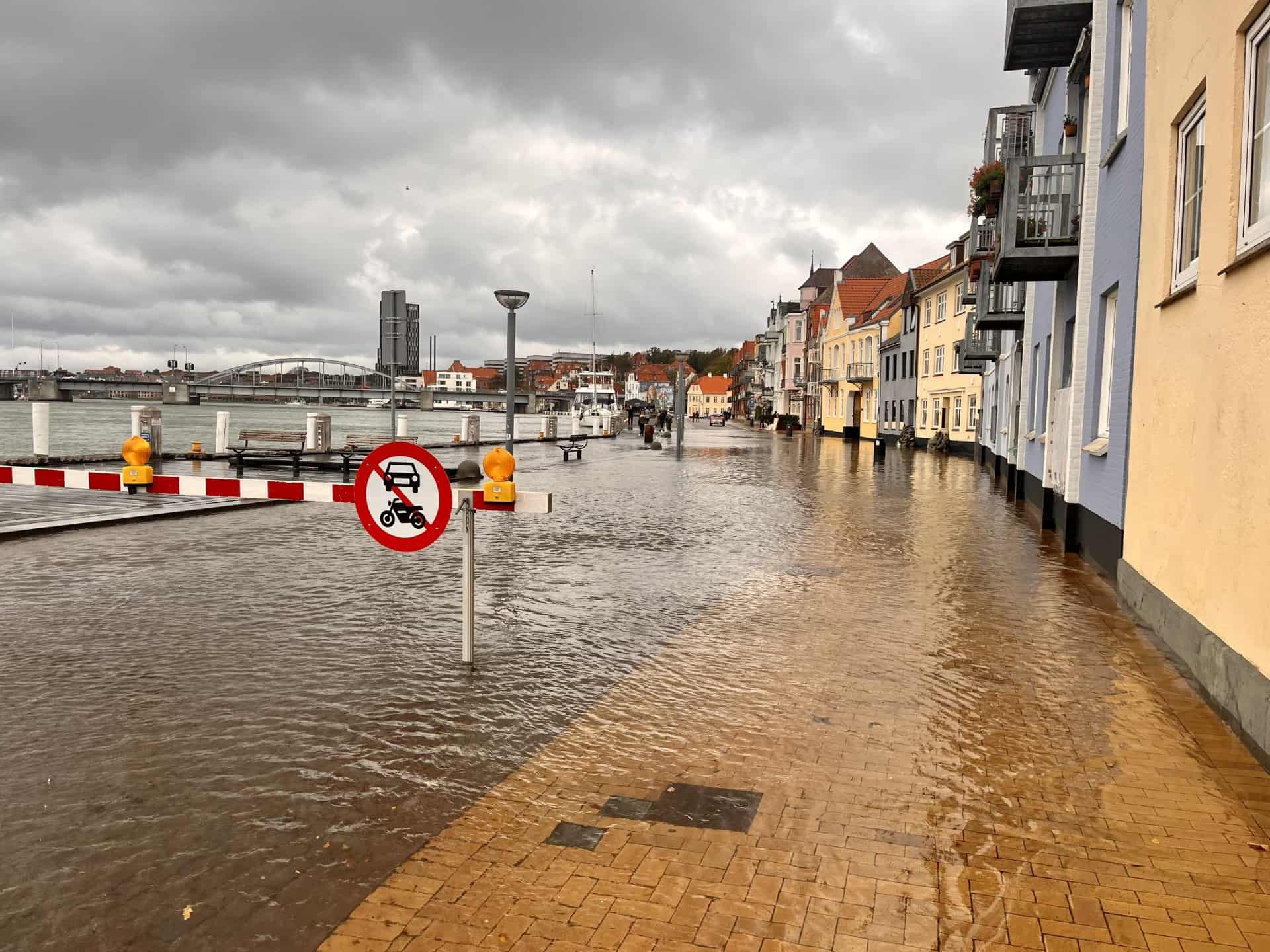 Stormflod ser meget værre ud end først antaget: Vær forberedt på ...