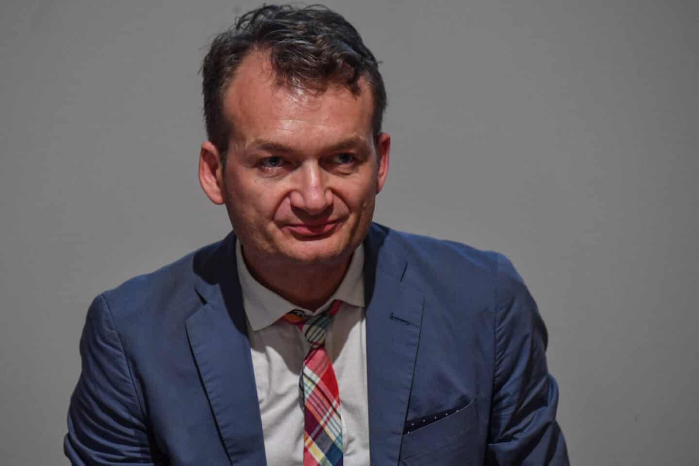 EU-dom: Homoseksuelle ægtefolk har samme opholdsrettigheder | hsfo.dk