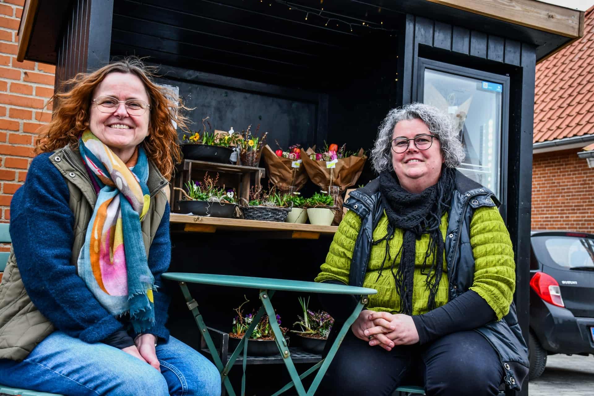 Veninders vejbod har fået vokseværk: Tiden forsvinder, når Jette og ...