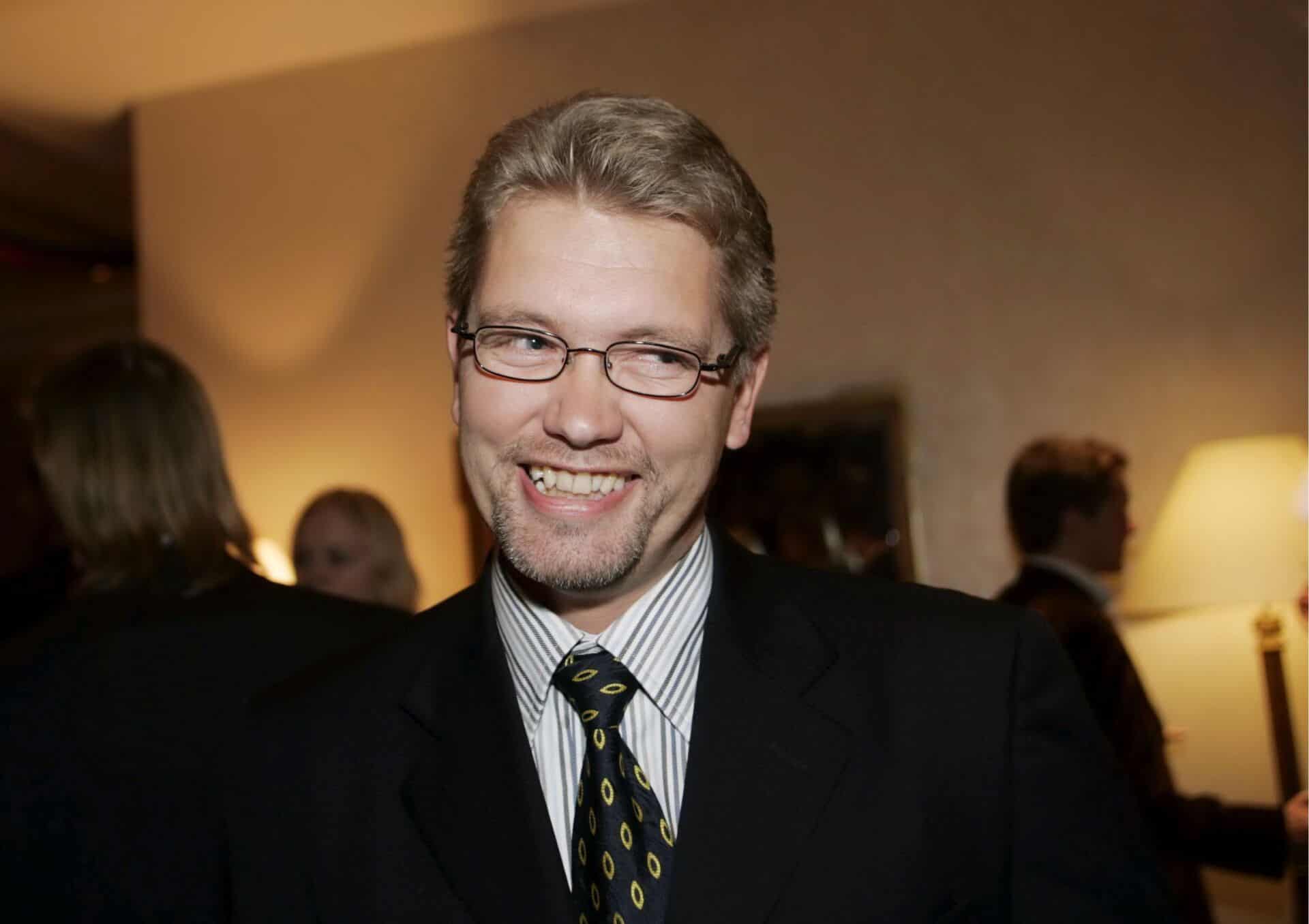 Pilen peger på Frank Jensen | faa.dk