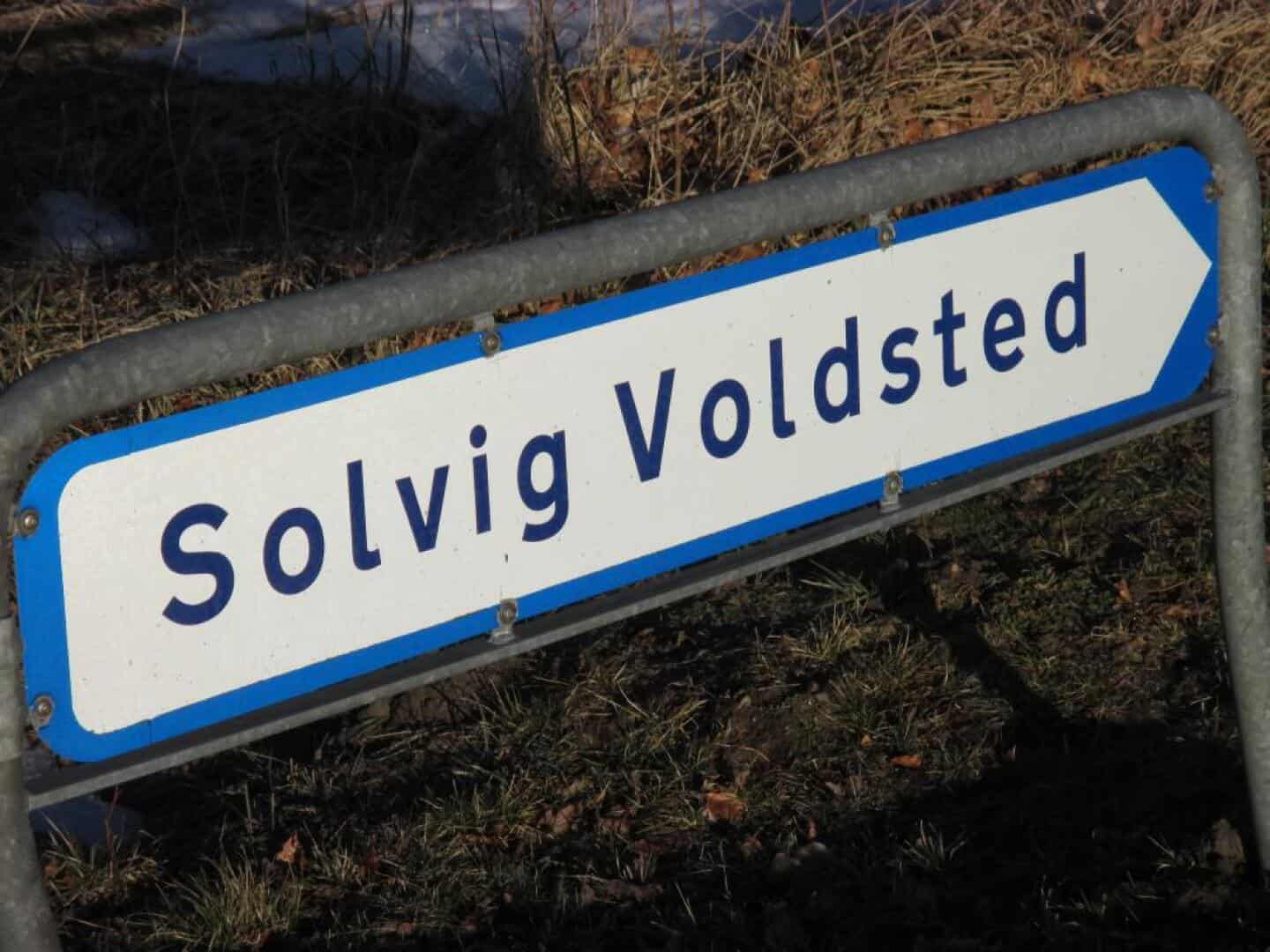 SE FOTOS - Affaldssvineri på Solvig Voldsted ved Tønder | ugeavisen.dk