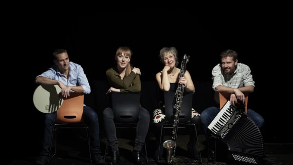 Phønix giver koncert blandt "Hedens Ansigter" | ugeavisen.dk