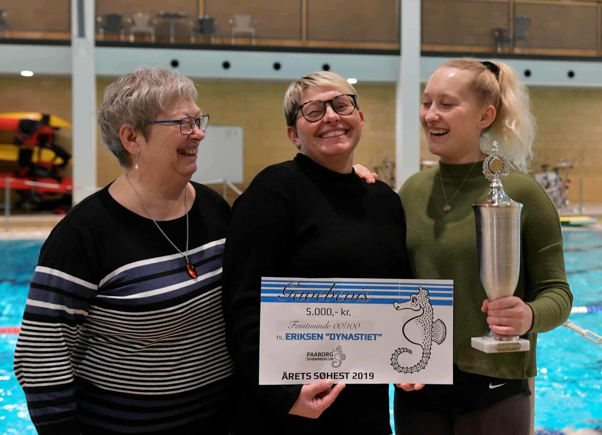 Svømmeklubben hædrer "Eriksen Dynastiet" | ugeavisen.dk