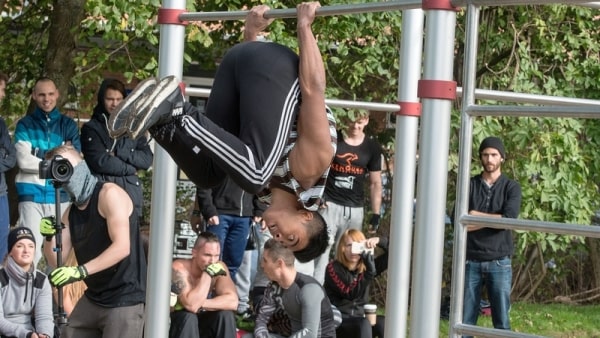 Danmarks bedste barpark indviet med stærke, akrobatiske mestre | frdb.dk