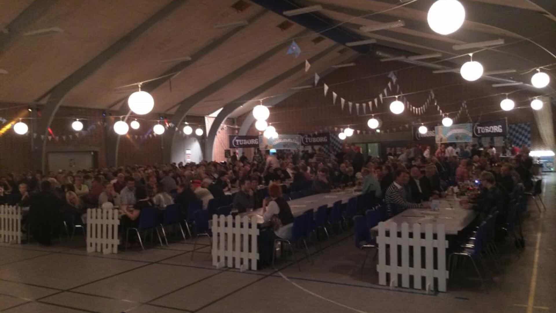 Glimt fra Afterski i Helle Hallen | ugeavisen.dk