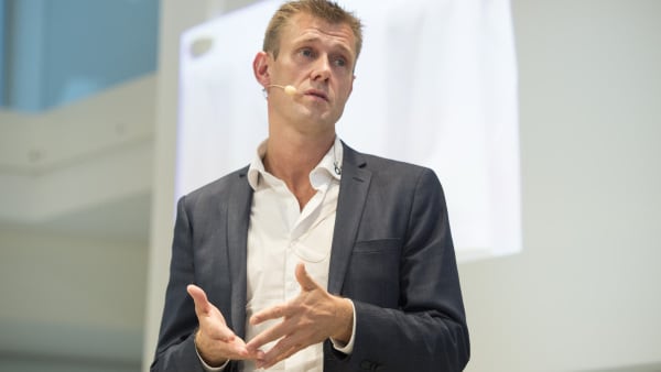 Til salg for milliarder: Henrik Lind sælger sit firma | stiften.dk