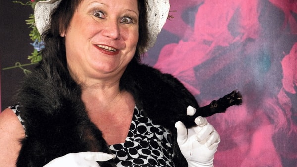 Lily Broberg-kabareti Tranekær | faa.dk