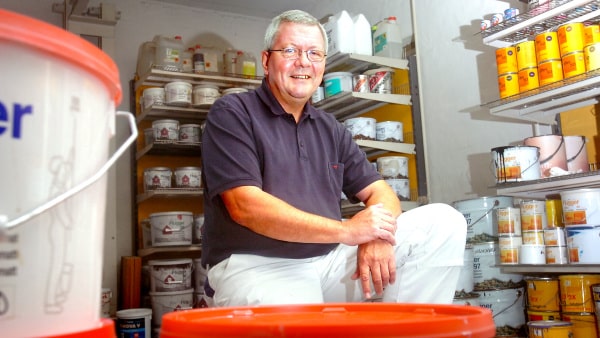 Kendt maler- mester er død | jv.dk