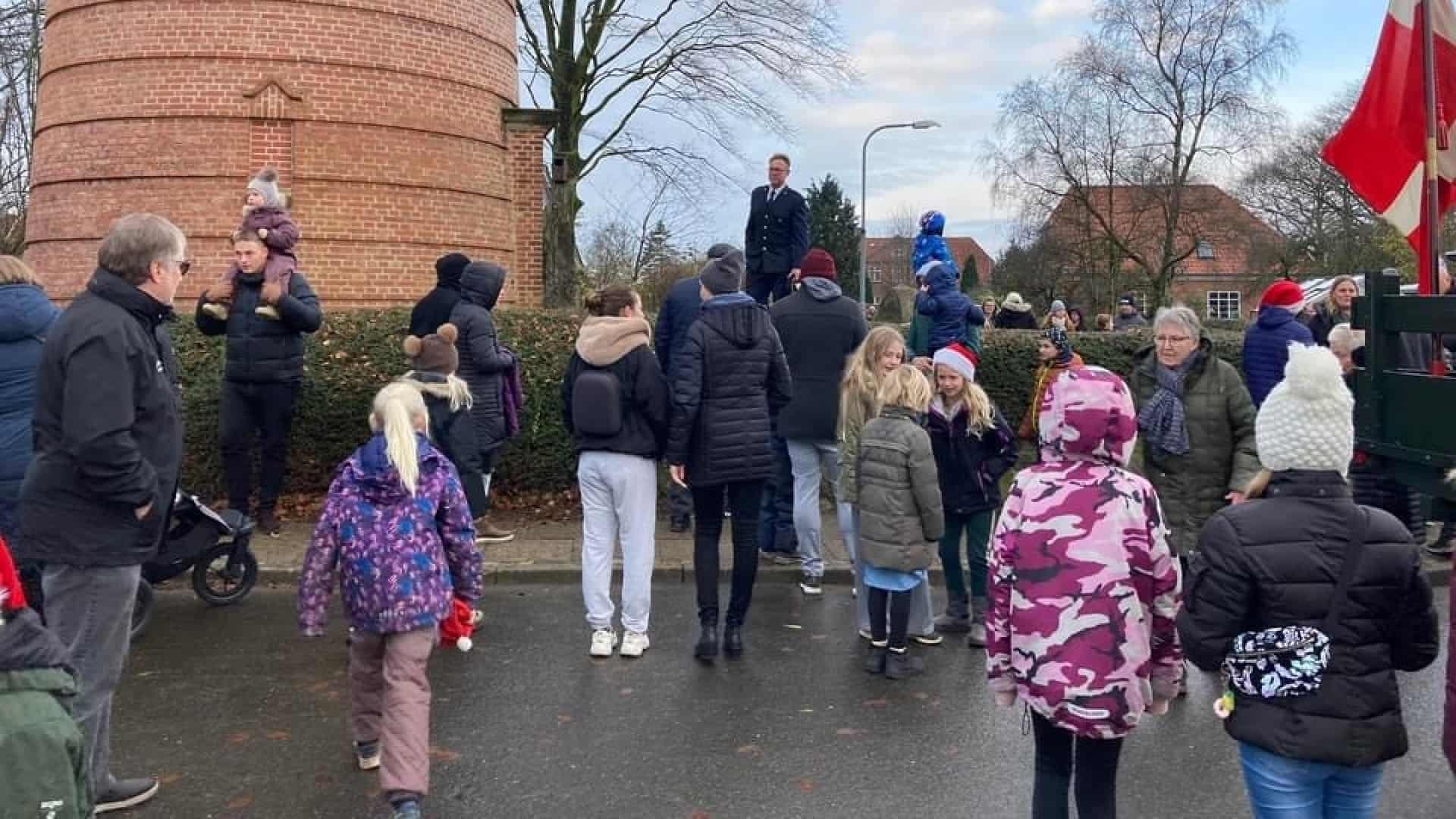 Gram: Julemand blev vækket for fuld musik | ugeavisen.dk