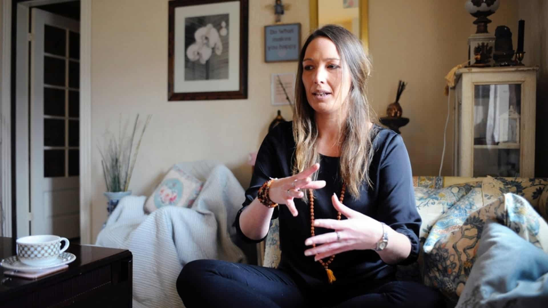 Victoria hjælper folk med at finde tilbage til livet | ugeavisen.dk