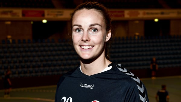 Se video: Optakt med Annette Jensen før første Team Esbjerg-hjemmekamp ...