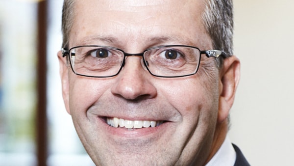 Lars har været bankansat i 40 år | ugeavisen.dk