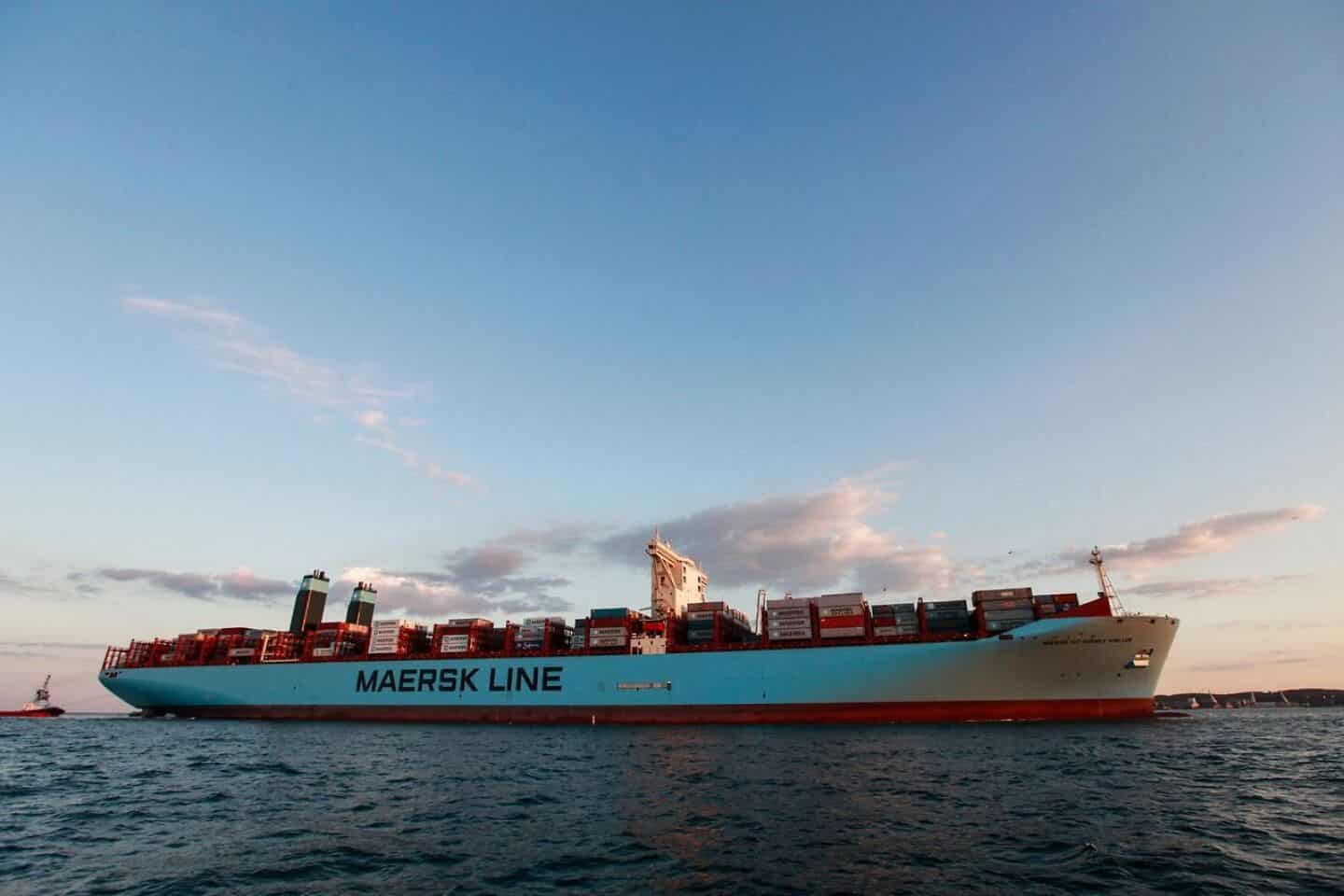 Se billederne: Verdens største containerskib i Aarhus | stiften.dk