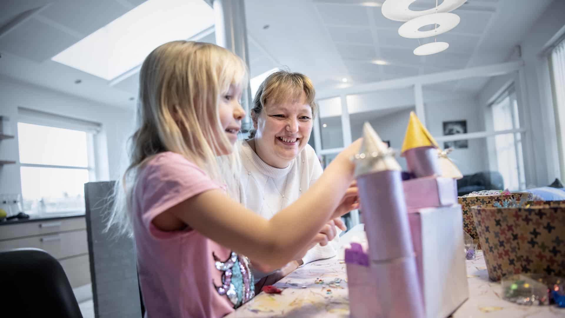 Mød fire hjemmeskole-ramte familier: Sådan klarer vi hverdagen ...