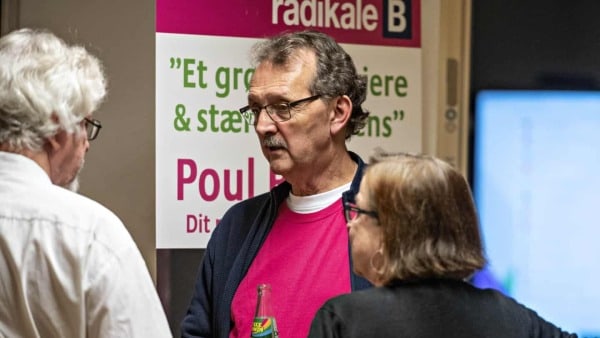 Generationsskiftet er udsat - spidskandidat har trukket sig: Veteran klar til politisk comeback ...