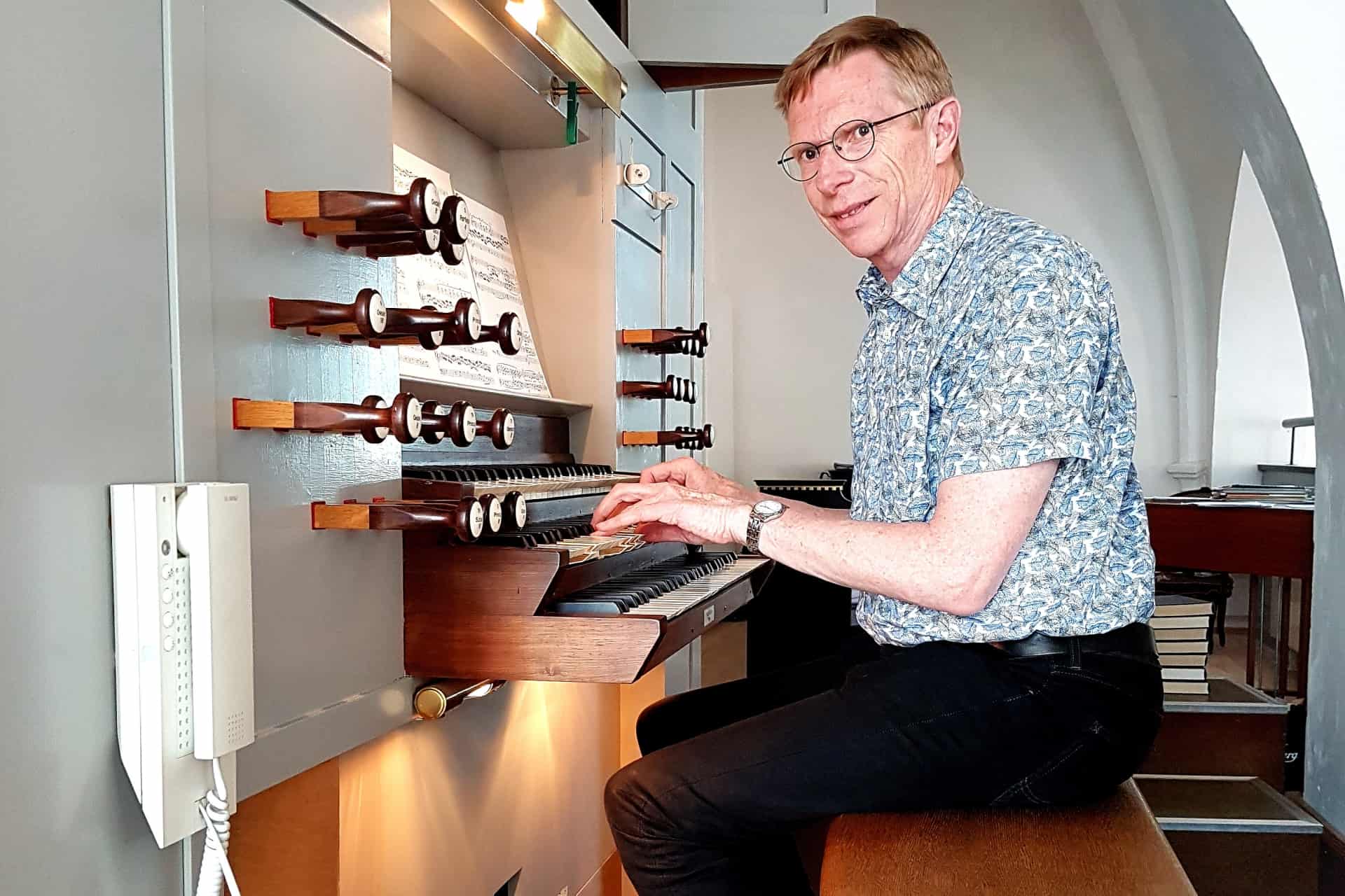 Maj mødes med kirkemusik fra både klokker og orgel | frdb.dk