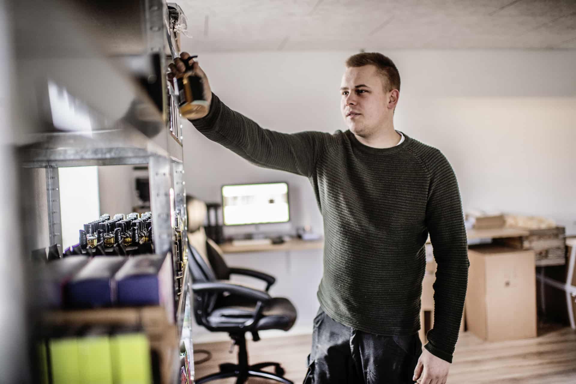 23-årige Michael åbner webshop og drømmer om fysiske butikker ...