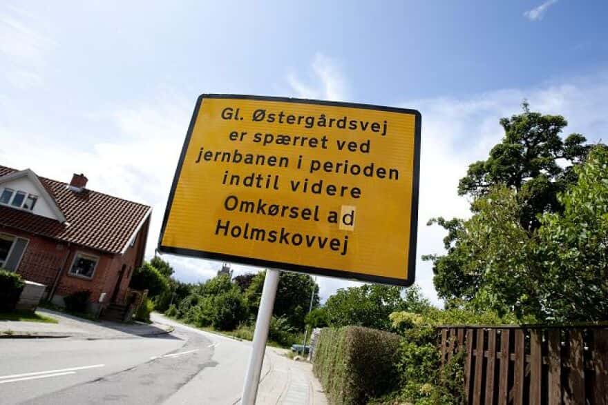 Skilt er på den sikre side | stiften.dk