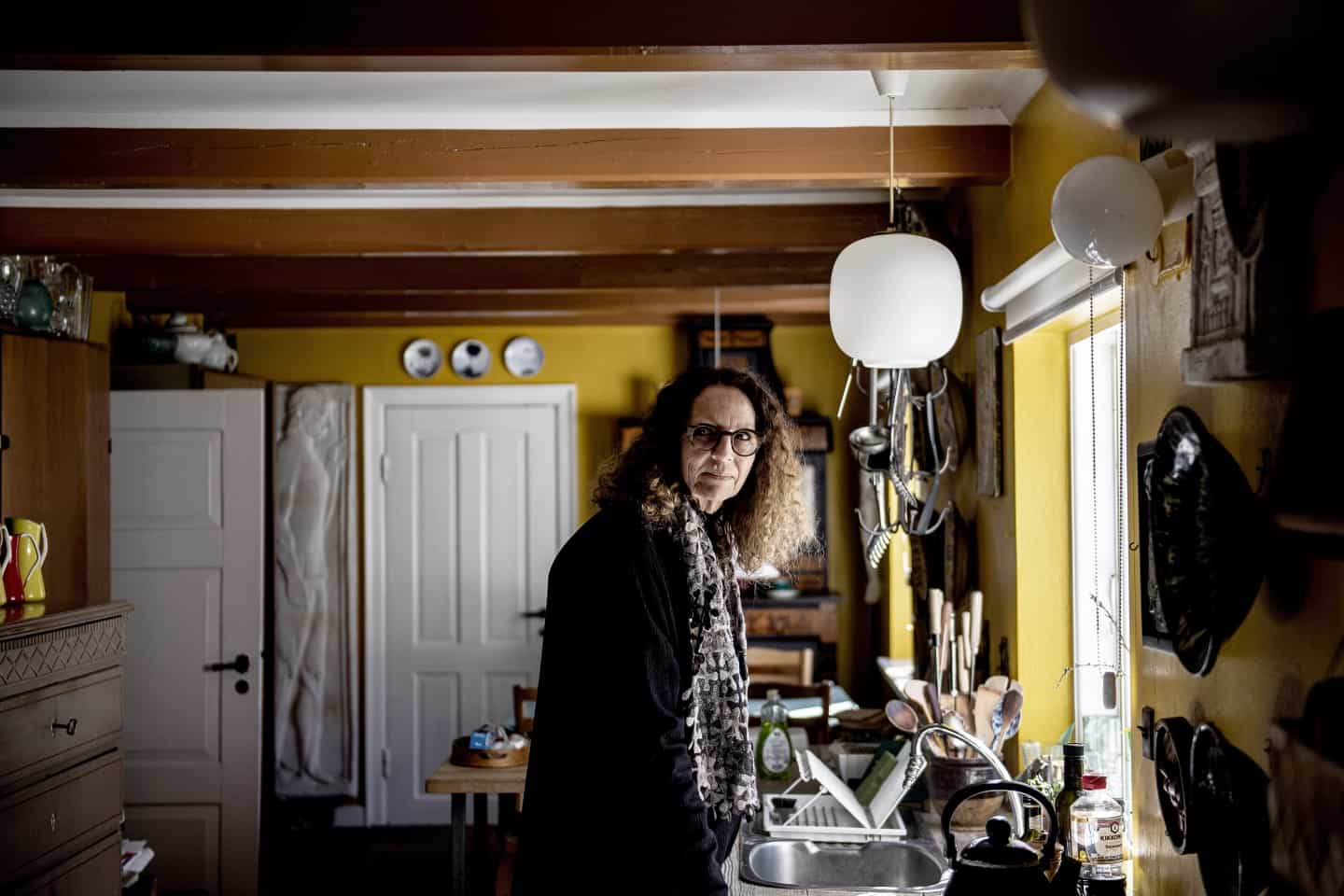 Billedkunstner Maja Lisa Engelhardts far var skør, og hendes mor drak ...