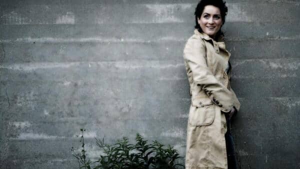 Ester Brohus synger i Tinglev Kirke | ugeavisen.dk