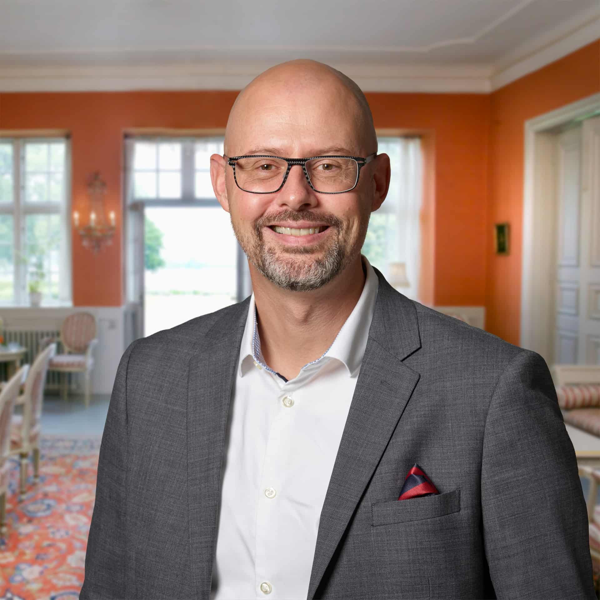 Ny chef på Sandbjerg Gods | jv.dk