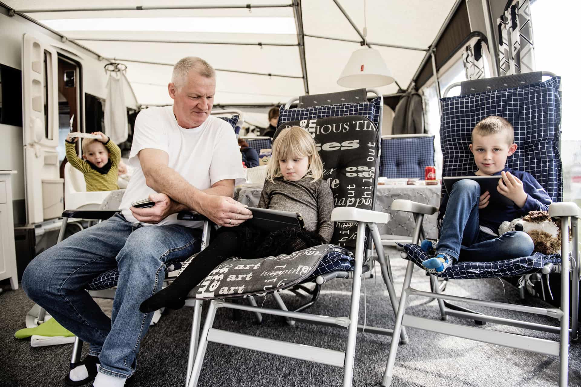 Problem løst: Nu kan gæsterne på campingpladsen surfe dagen lang ...