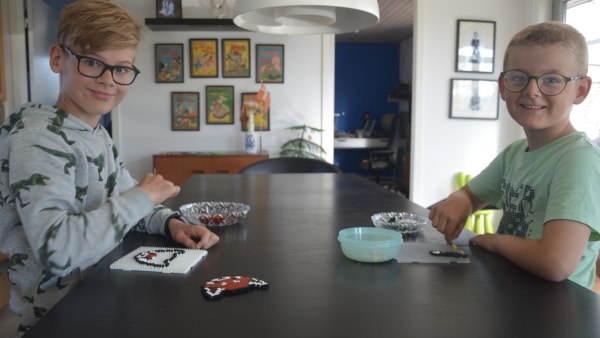 Vojens-brødre med hjertet på rette sted: Laurits og Arthur hjælper ...