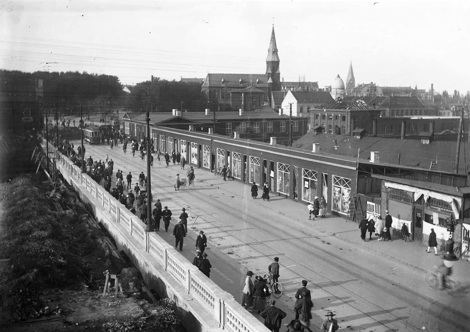 Kapitel 2: Den anden Bruuns Bro blev betalt af statsbanerne | stiften.dk